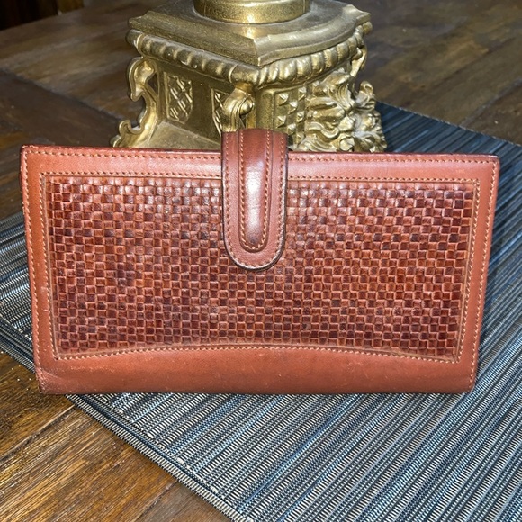 Coach | Bags | Coach Leather Wallet 7 X 5 | Poshmark